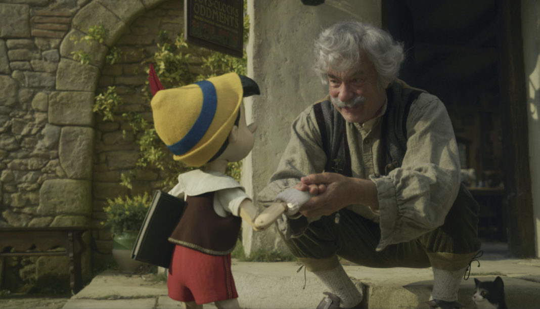 Pinocchio | Disney+ / Full Trailer : Starring Tom Hanks, Joseph Gordon ...