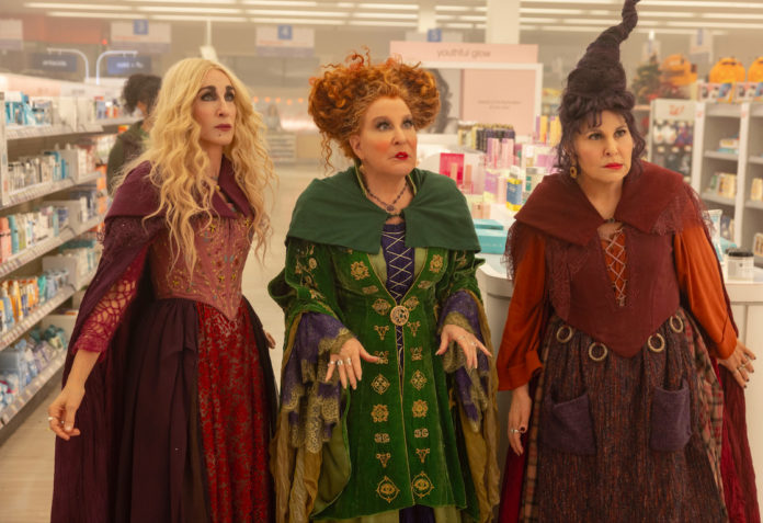 Hocus Pocus 2 : Review / “One Way Or Another” The Salem Sisters Enthral ...