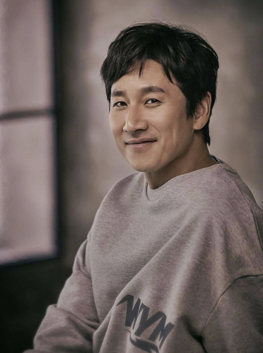 'Parasite' Actor Lee Sun-kyun Removed From Upcoming Drama No Way Out ...