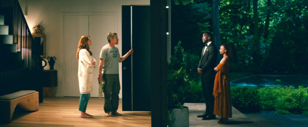 ‘Leave The World Behind,’ A Sagaciously Apocalyptic Drama