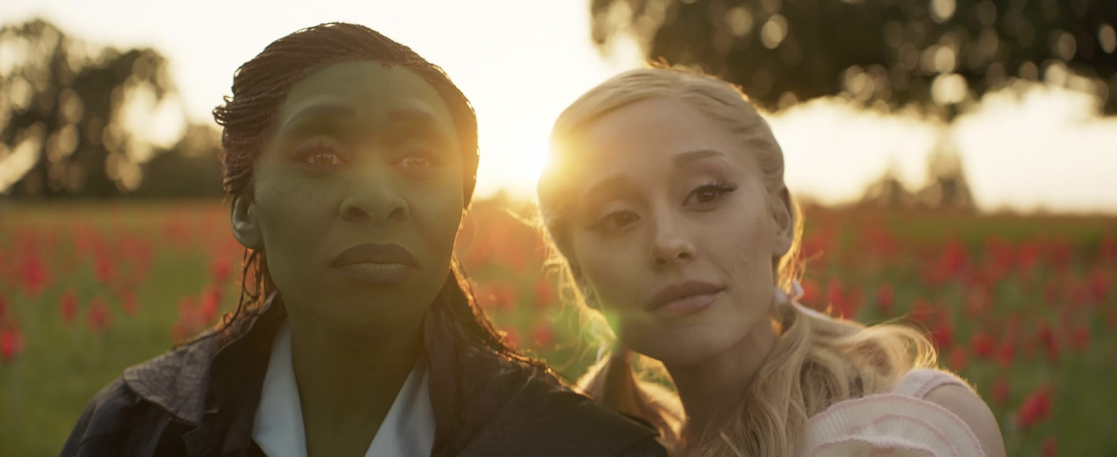 Wicked : Building The World of Wicked Featurette